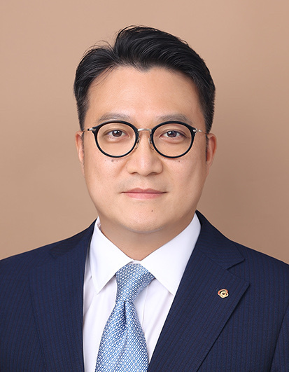 OURHOME, Appoints Kim Tae-won, Vice President of Hanwha Galleria, as ...