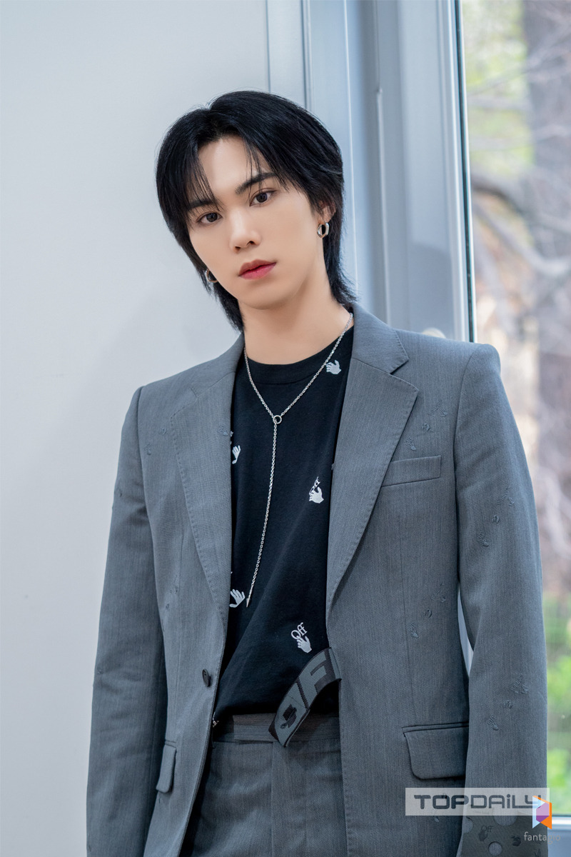 아스트로(ASTRO) 라키, 매력적인 눈빛