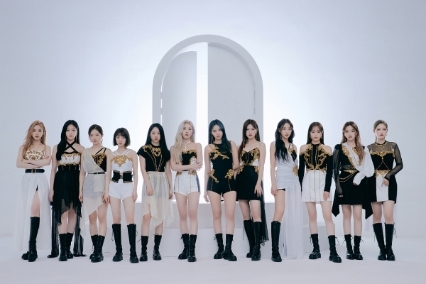 이달의 소녀 신보 And 아이튠즈 월드와이드 앨범 차트 1위