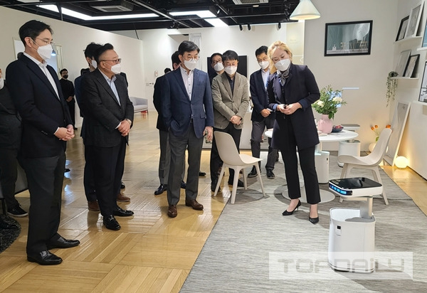 이재용 부회장 경영 행보 재개 미래 디자인 전략회의 주최