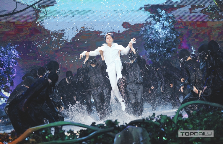 'MMA 2020' 방탄소년단(BTS) 지민, 열정넘치는 무대