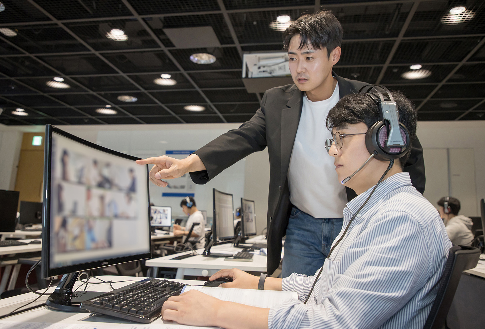 16 Samsung affiliates to start recruiting new employees in the first ...