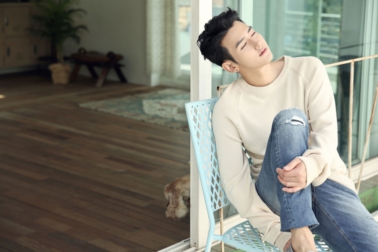 클릭비 출신 EVAN(에반), 신곡 'Shine'으로 2년 만에 컴백