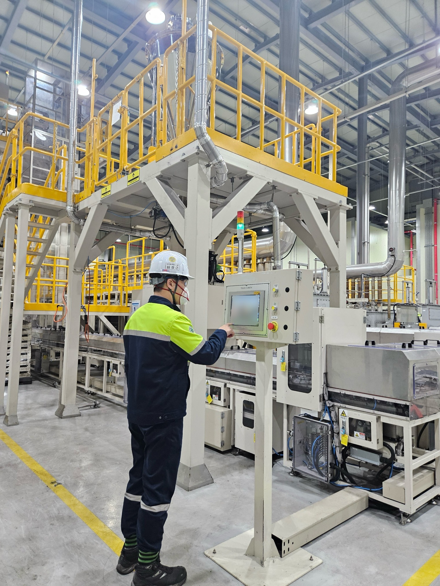 POSCO Future M Leads Entry and Standard EV Markets with LMR Cathode ...