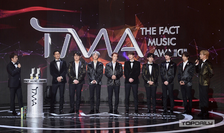 '2020 TMA' 슈퍼주니어, 팬앤스타상 수상